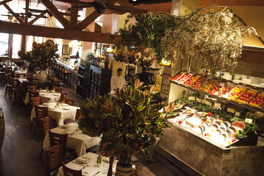 Kellari Taverna