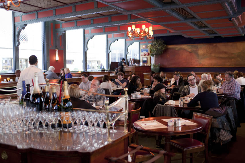 Pershing Square Cafe